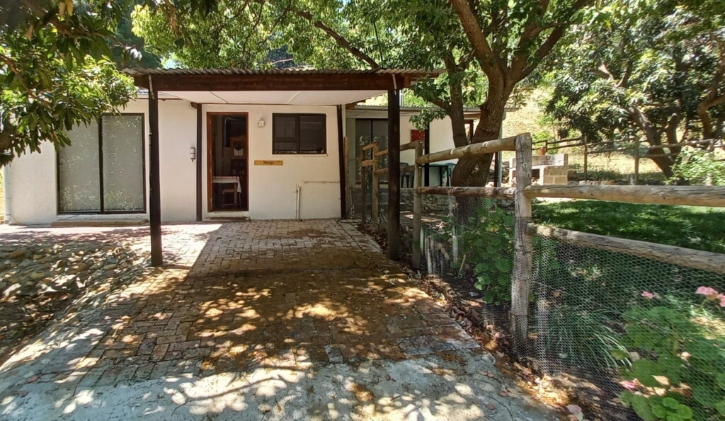 Mango Cottage – Wine Route 44 Guesthouse